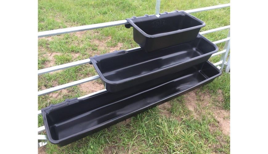 Clip on Plastic Trough - 2ft/4ft/6ft – Leam Agri Ltd